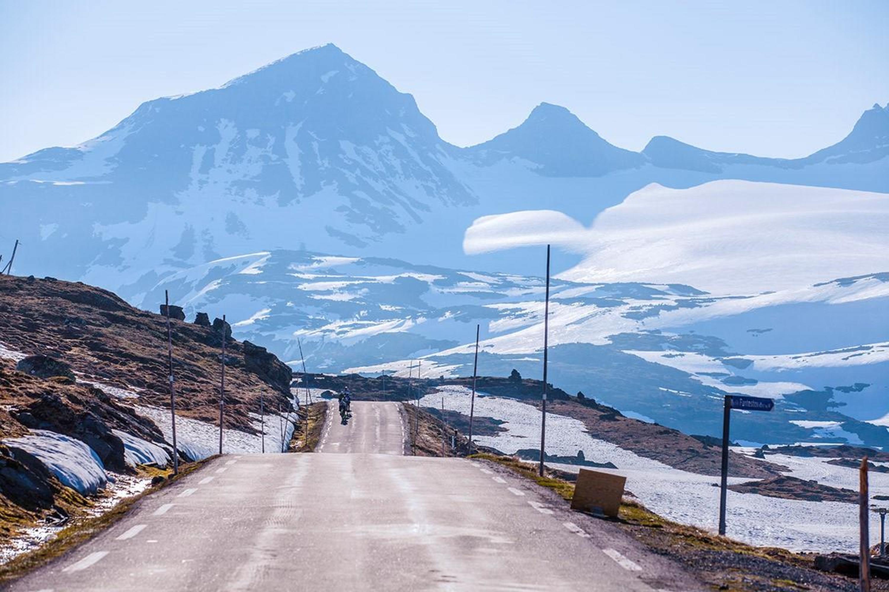 Jotunheimen Rundt 2021 The Jotunheimen Hikes Gjendesheim To